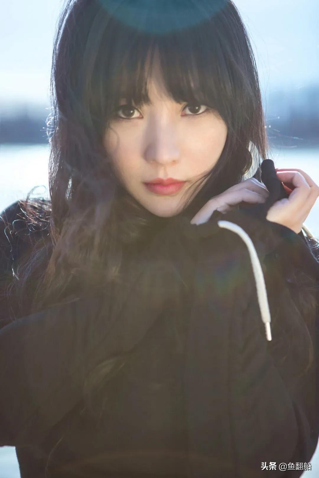 80 beautiful photos of Liu Yan, a beautiful lady, a gentleman! - iNEWS