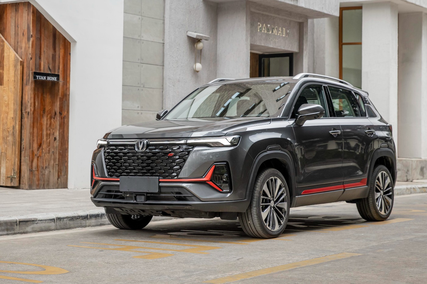 The appearance is greatly changed / equipped with dual screens! Is the ...