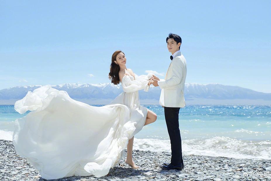 One year later, Wei Chen, who was officially married, finally posted ...