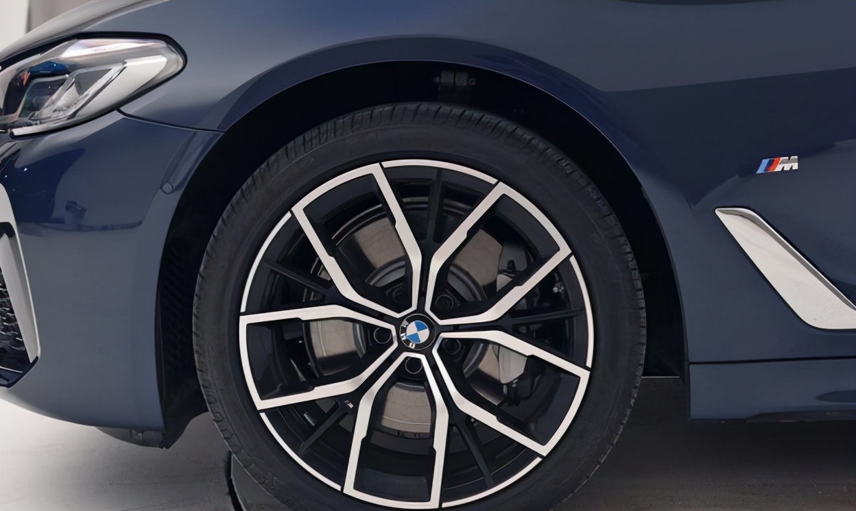 BBA immortal fights, 56E adds a newcomer!Have you hit the 2021 BMW 5 ...
