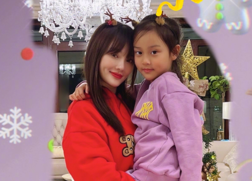 Will Li Xiaolu regret divorcing Jia Nailiang? Sun sweet recent photos ...