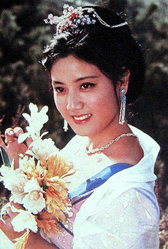 "Princess Peacock" Li Xiuming: After the double movie, he turned to ...