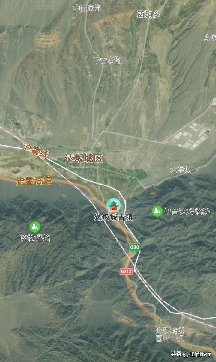 Daban city in Xinjiang, a place with only more than 30,000 people, is ...