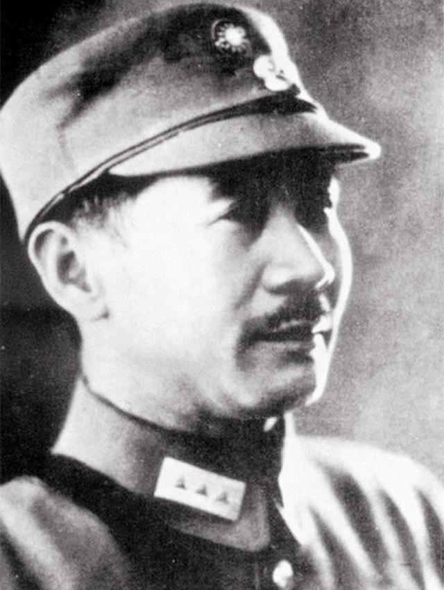After the famous anti-Japanese general Zhang Fakui took refuge in ...
