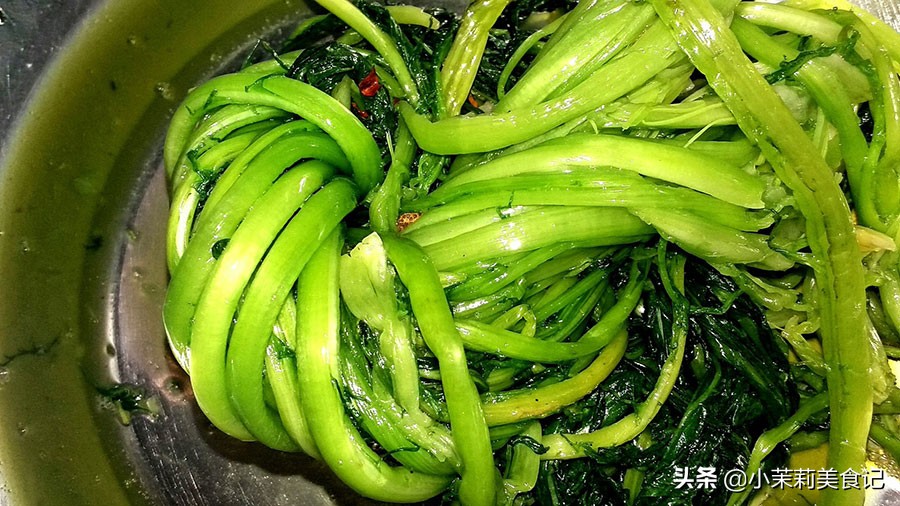 Pickled potherb mustard, if you want to be green and delicious and not ...