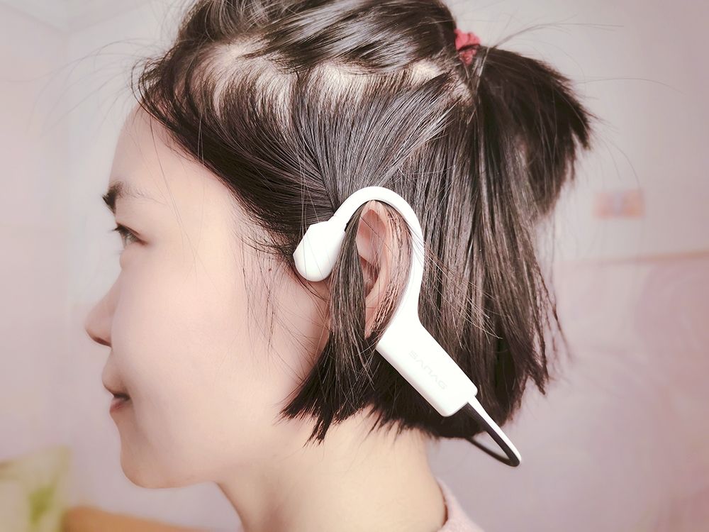 The next generation of headphones is available: directional air ...