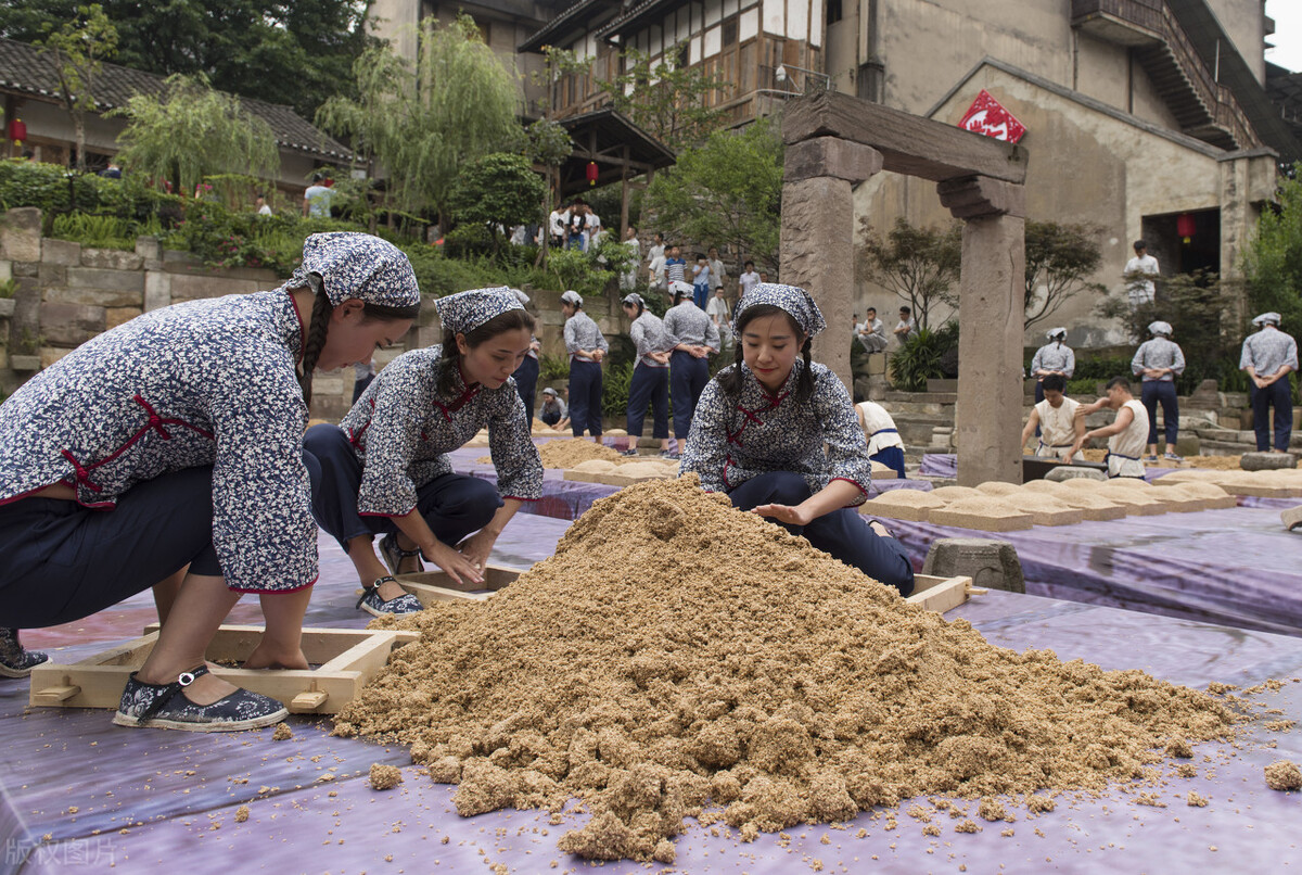 Liquor Encyclopedia: Definition of Daqu, Classification of Daqu ...