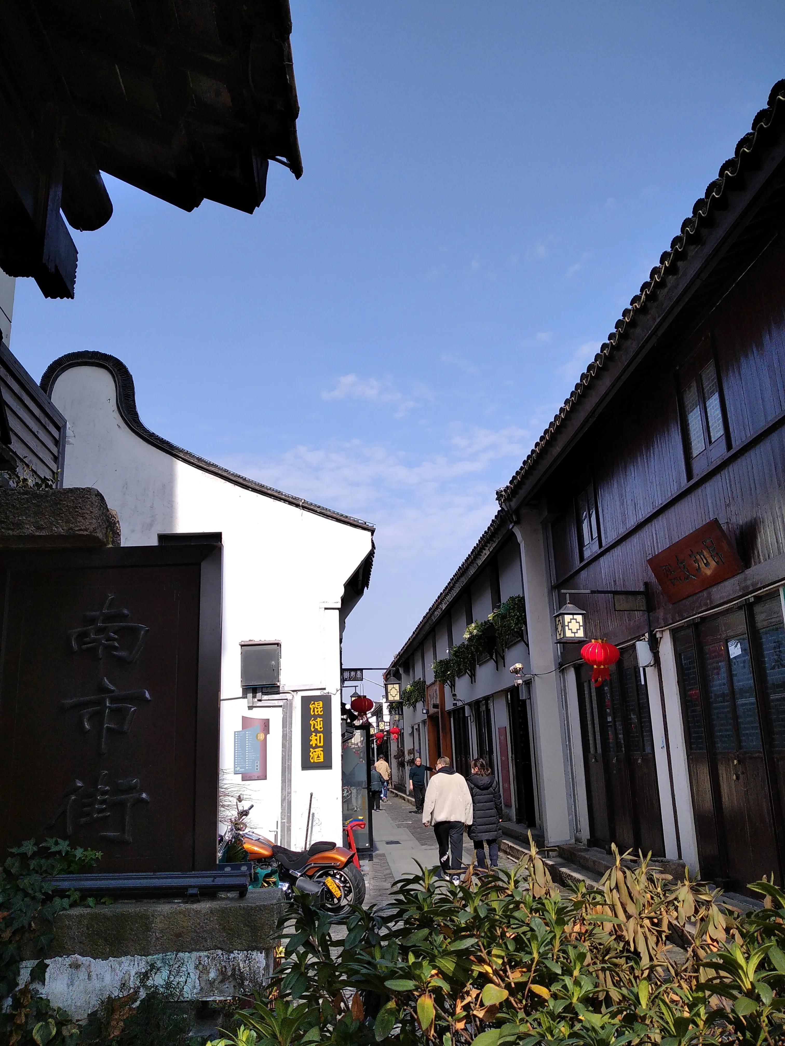 Dreaming of the first town in Pudong: Chuansha Ancient Town - iNEWS
