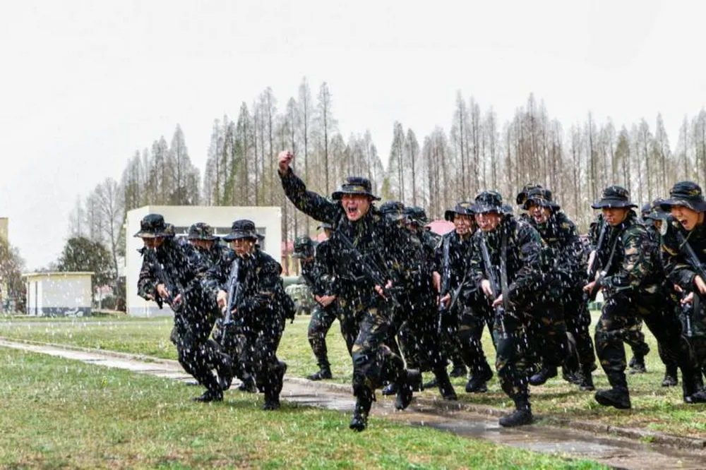 At the same age as the People's Army, the "Red Army Battalion" of the ...