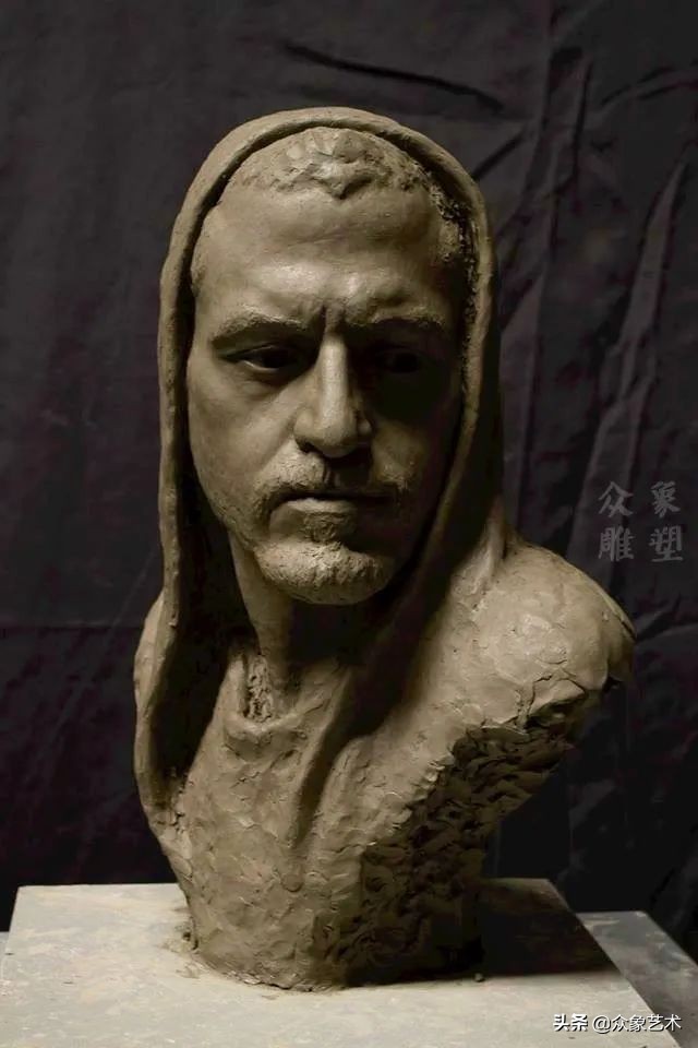 Thor Larsen figure sculpture - iNEWS