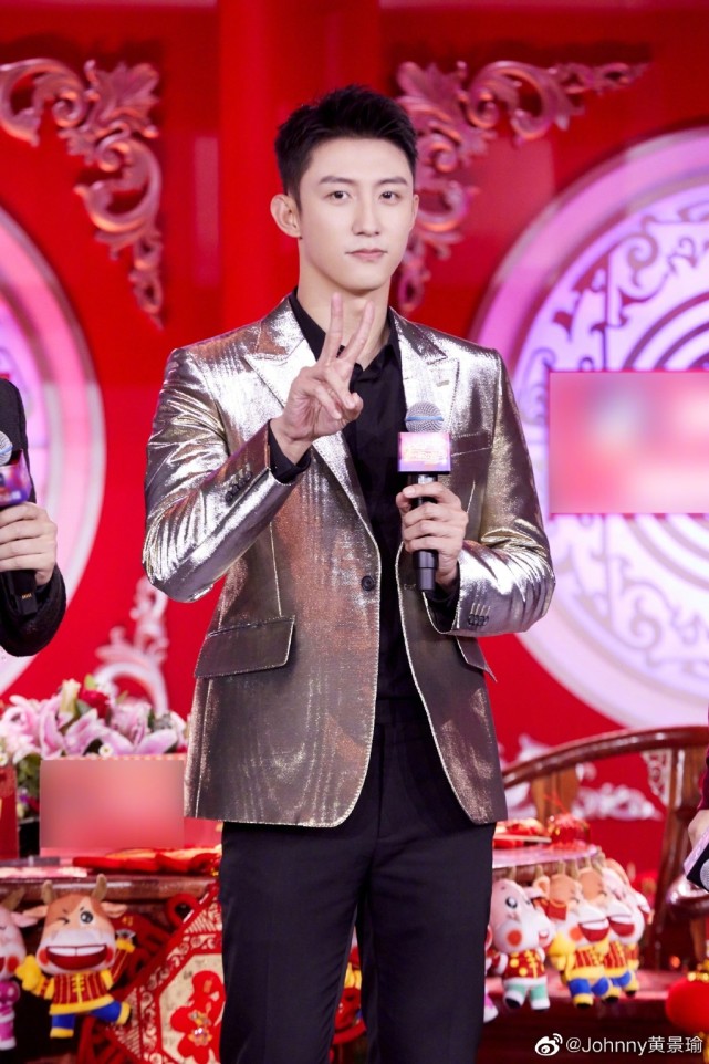 Huang Jingyu is so heart-warming, the fan deleted the information by ...