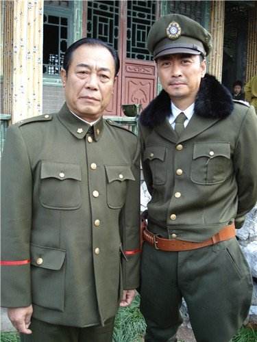 Old drama bone Feng Enhe: He was buried for 12 years for his wife to ...