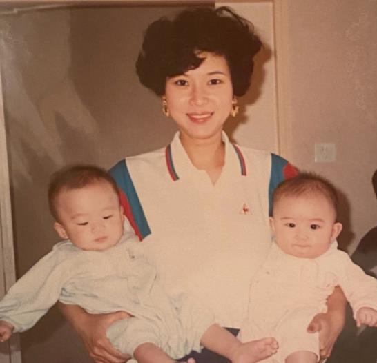 He Hongyi, the three too, too unhappy, why doesn't Lan Qiong? This will ...