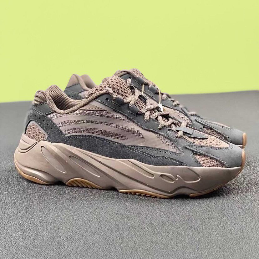YEEZY BOOST 700 V1 SAMPLES 2017 - iNEWS