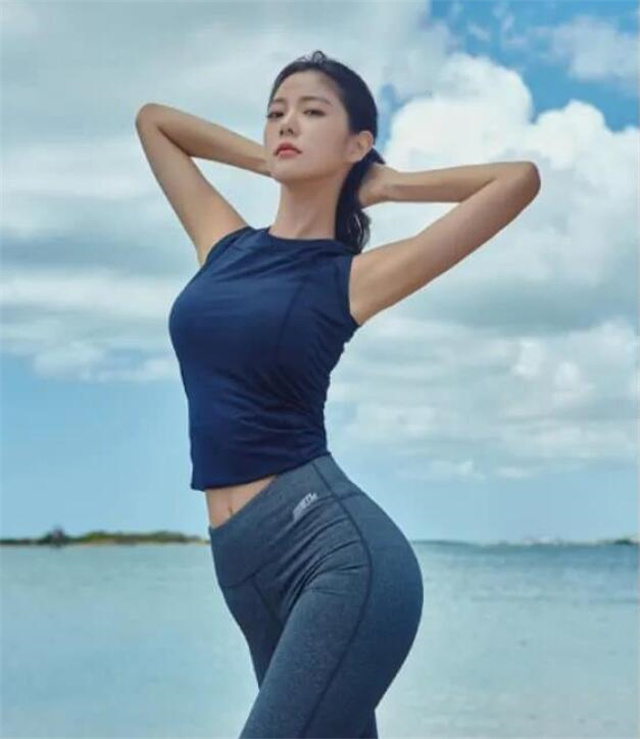 The first fitness goddess in Asia, Clara, this kind of figure should be ...