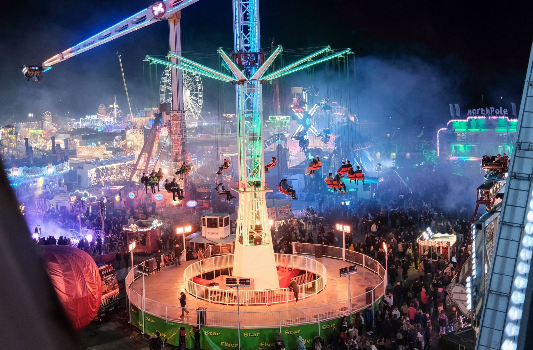The last day of HULL FAIR 2021, the Hulls have a crazy queuing ...