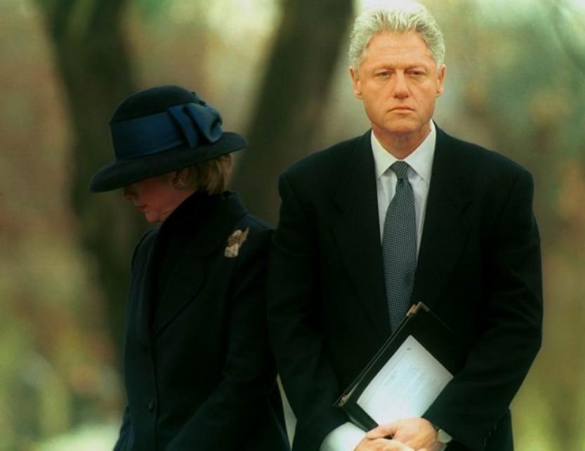 Clinton made the zipper door, Hillary not only did not divorce, but ...