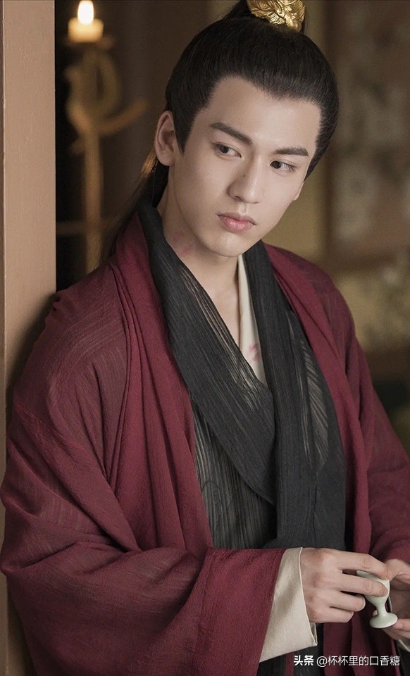 10 potential new male gods!Zhang Linghe's "Tianguan" becomes the next ...
