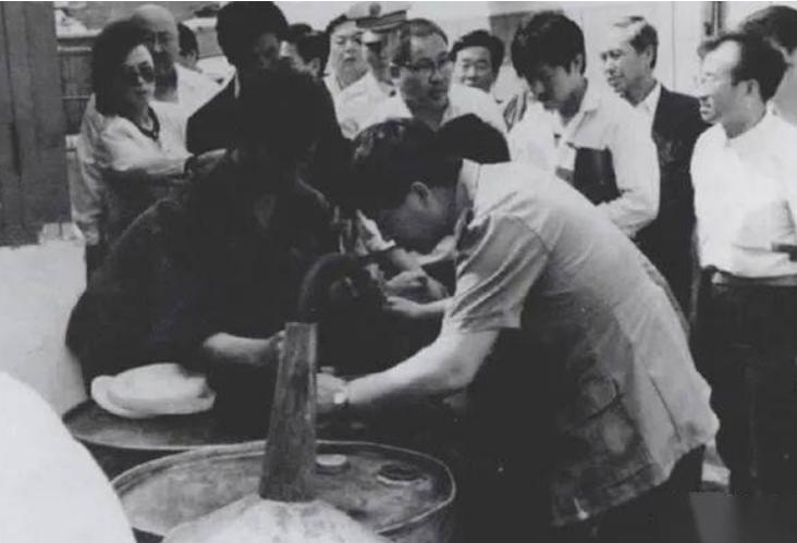 In 1984, a bus driver invented the "water-to-oil" technology, 13 years ...