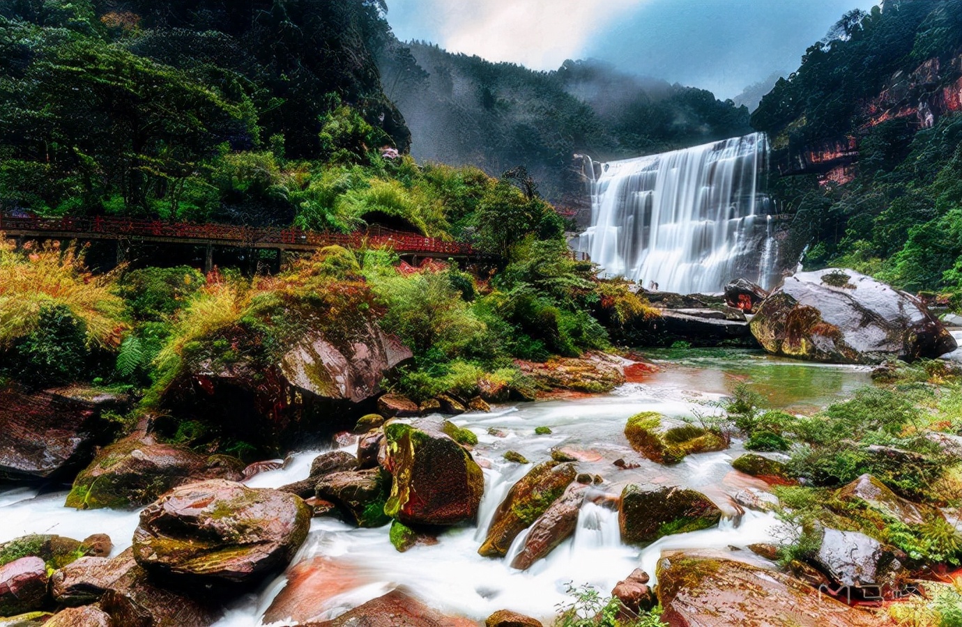 Chishui Danxia beautiful scenery - iNEWS