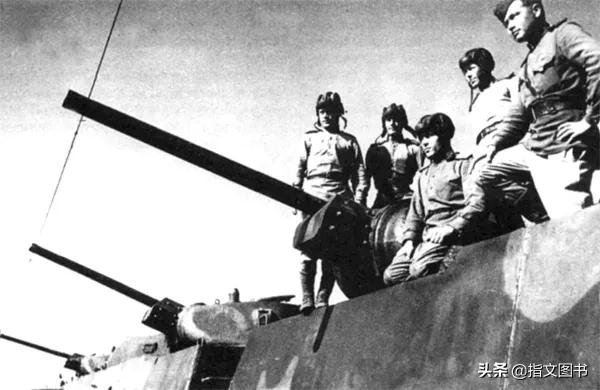 The ultimate armored train of the fighting nation, everything that can ...