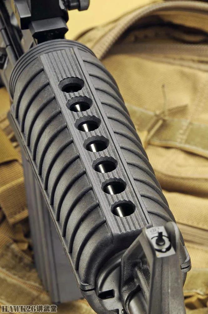 Classic Carbine Colt M4-Details Show - iNEWS