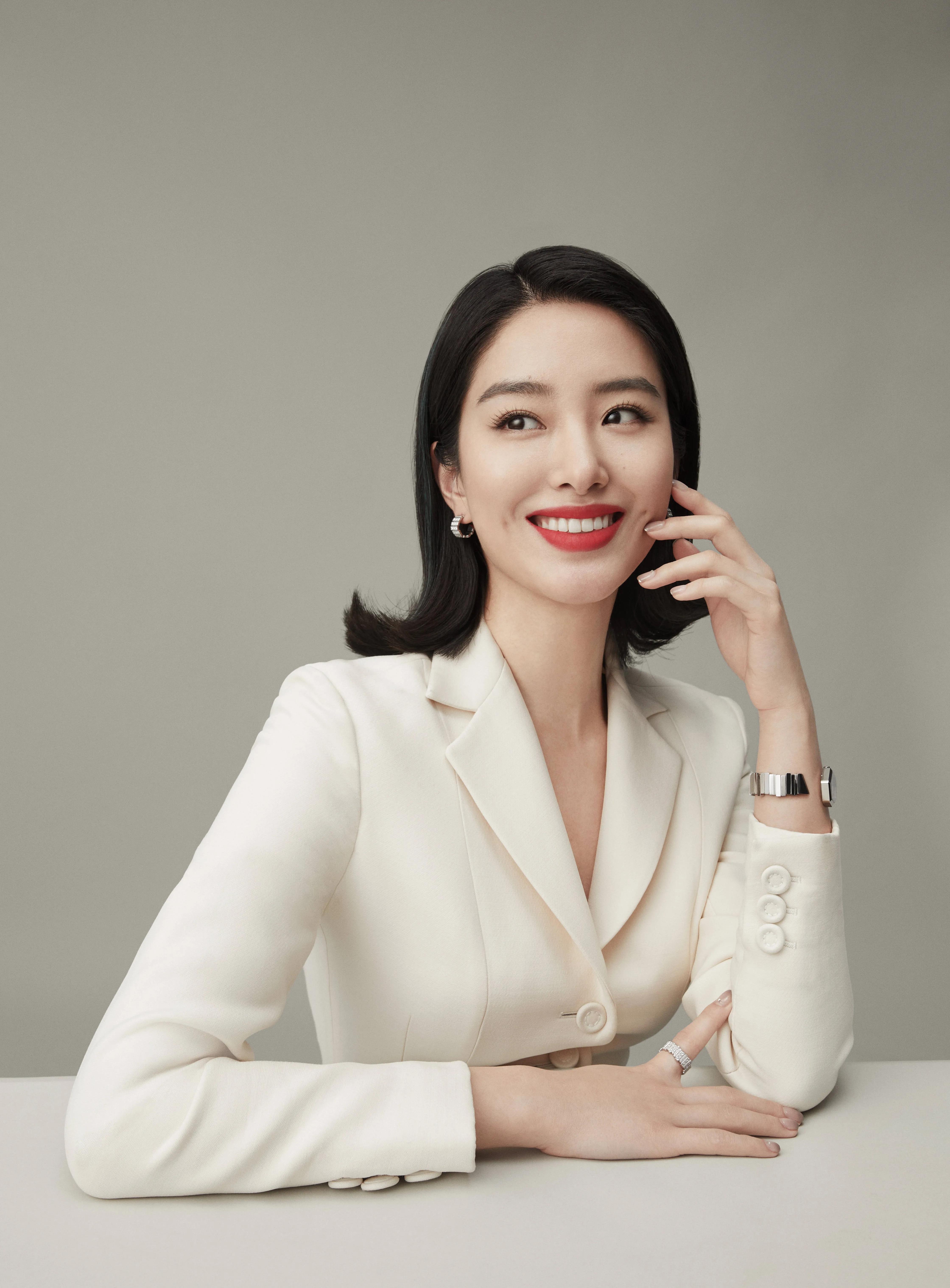 Yang Caiyu: What is the outcome of competing with Liu Yifei and 60-year ...