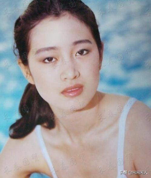 Gong Li's swimsuit photos were exposed 30 years ago. At that time, the ...