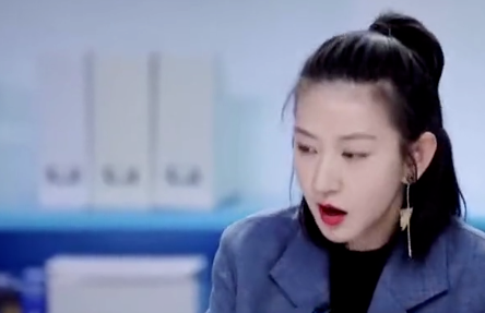 Tang Yifei revealed that he had been "beaten" by the director during ...