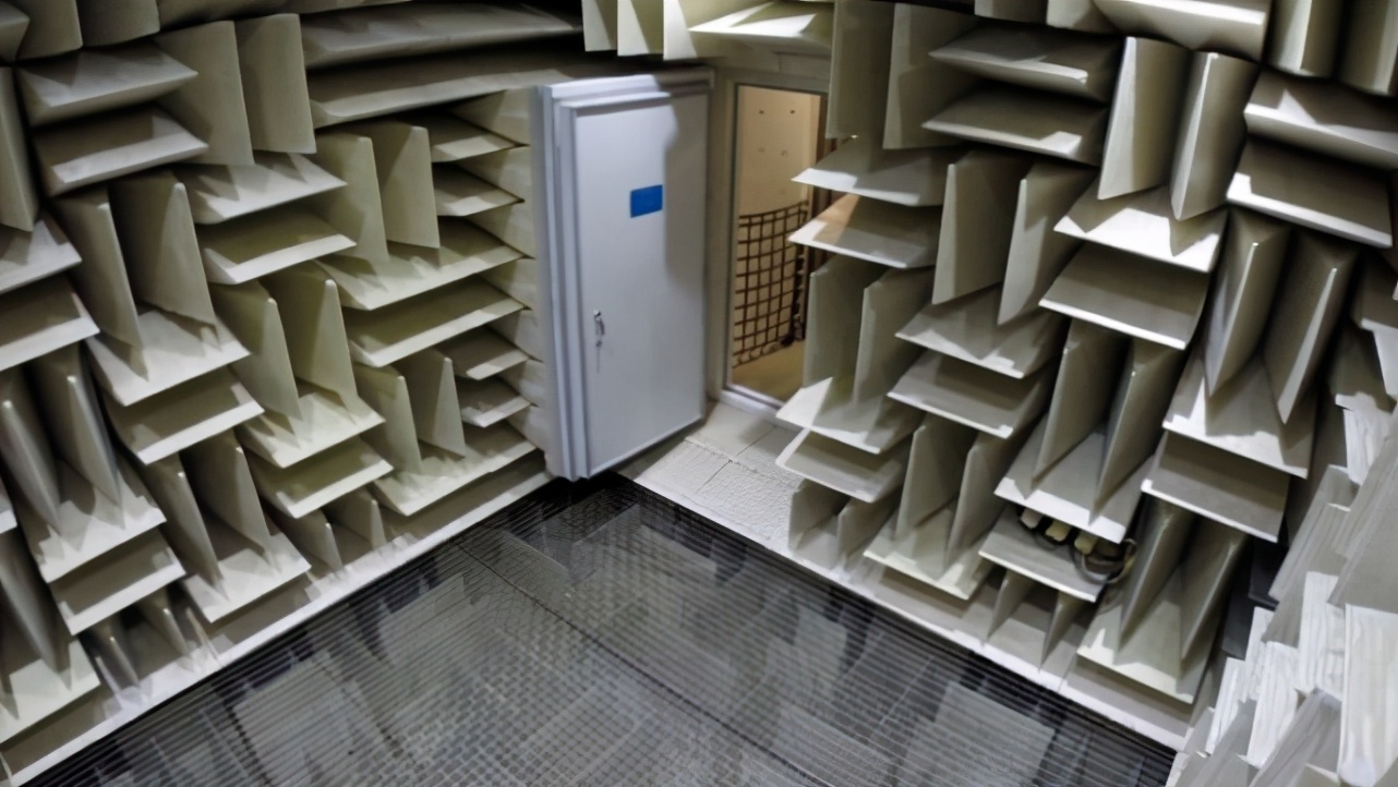 The quietest negative decibel room in the world, so quiet that you lose ...