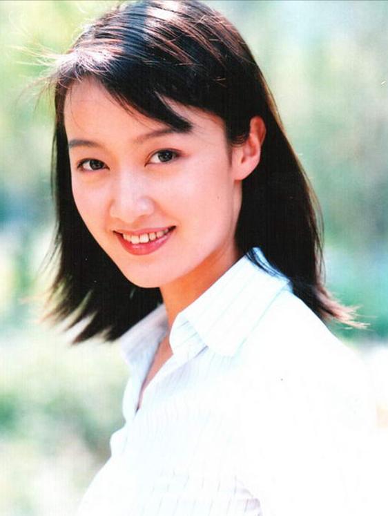 "National Goddess" Zhao Ziqi: hosted the Spring Festival Gala at the ...