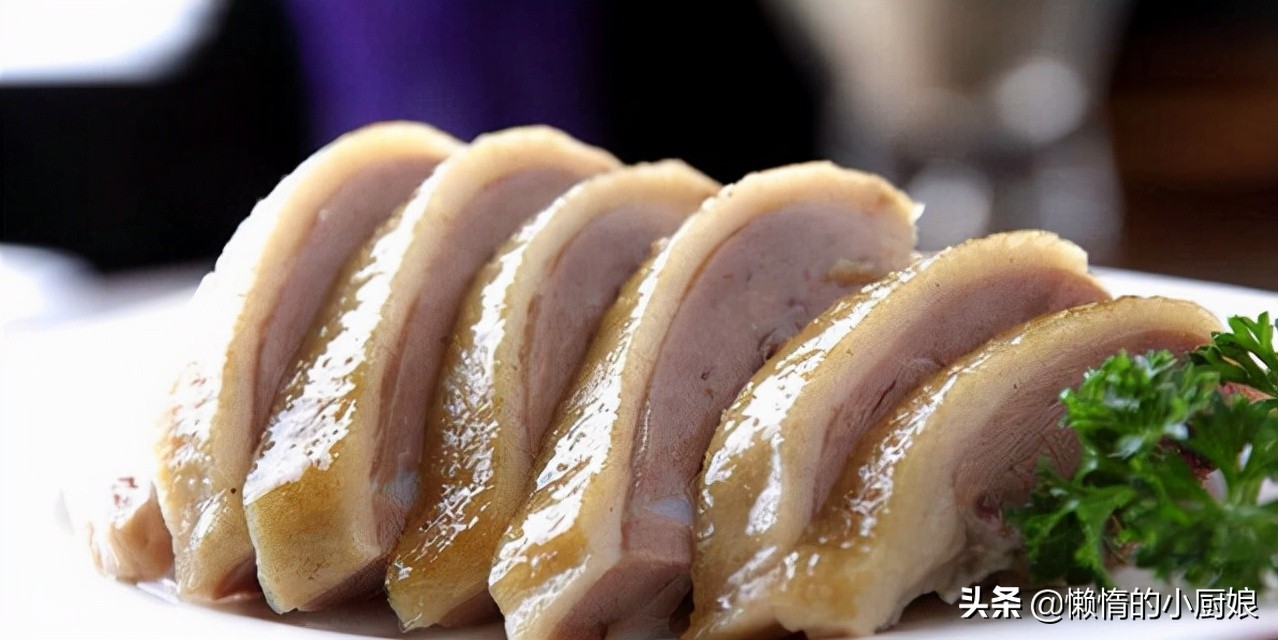 The little chef teaches you to make Nanjing's salted duck in 10 minutes ...