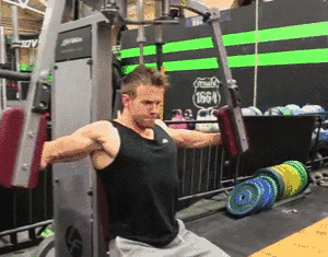 When a muscular man with a height of 2.18 meters appeared on the street ...