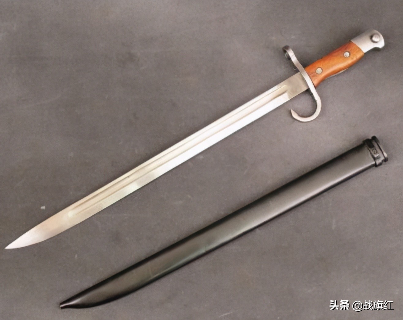 One inch short one risk: 20 big knife two bayonets, 1 minute big knife ...