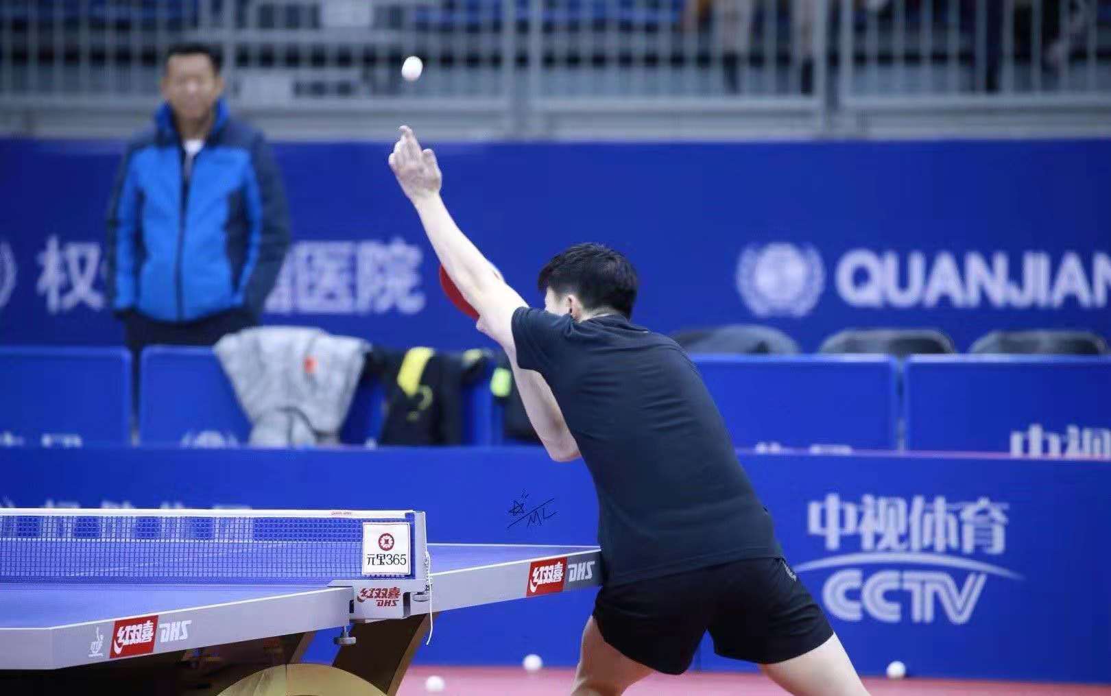 Jin Jing interacted with her boyfriend Shu Yicheng, Zhang Xuefeng said ...