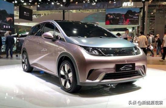 BYD EA1 ushered in its first show, using blade batteries, the body ...