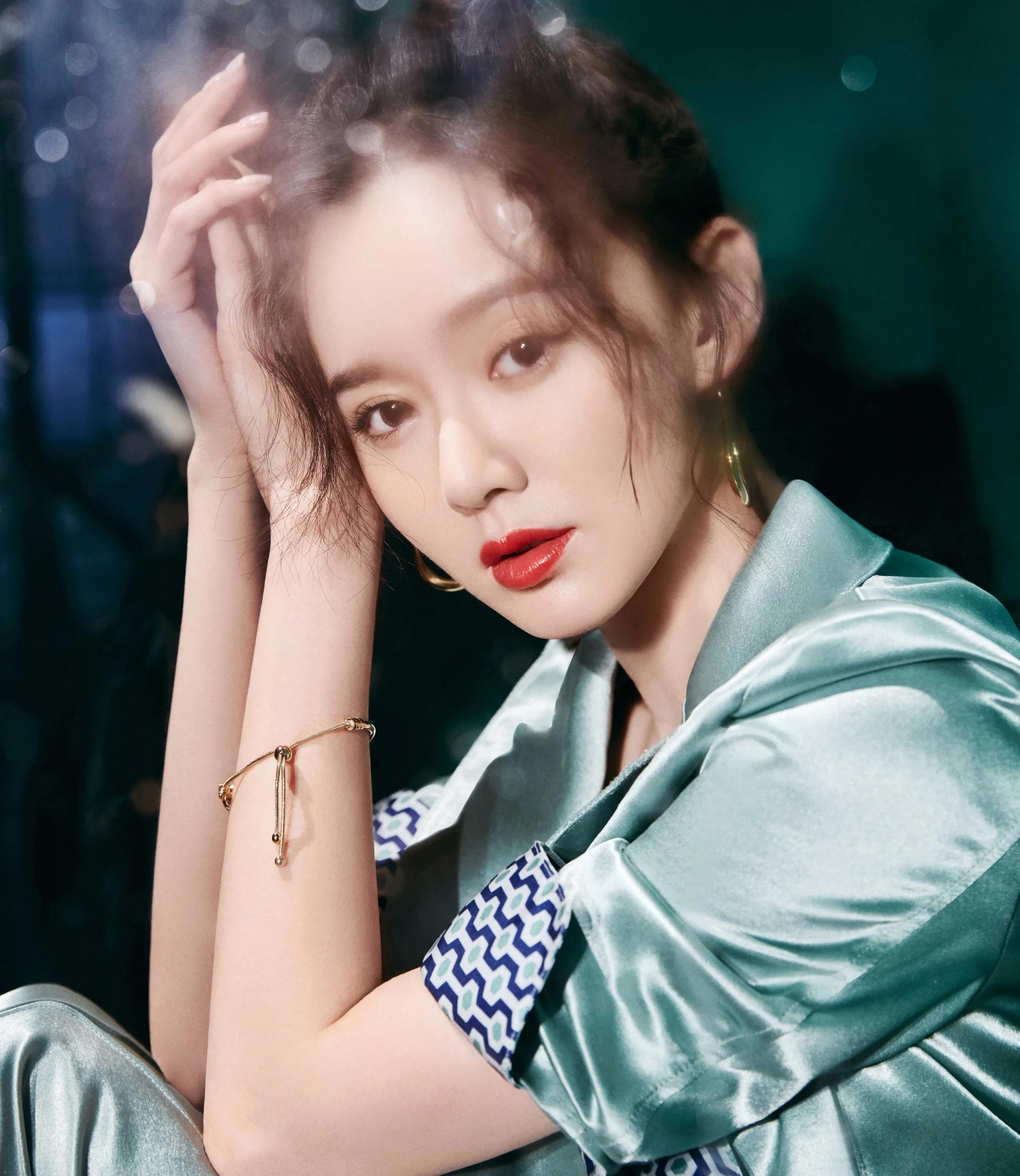 Changeable palette of colorful life Jiang Kaitong - iNEWS