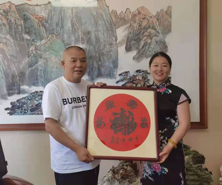 Online Solo Exhibition of Artists-Yu Xinran - iNEWS