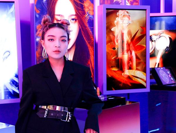 VaVa Mao Yanqi and Zhao Lusi collaborated for the first time, and "A ...