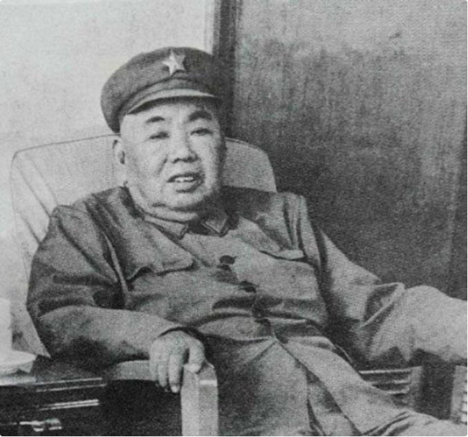 In 1985, Xu Shiyou was seriously ill and called to see Chi Haotian ...