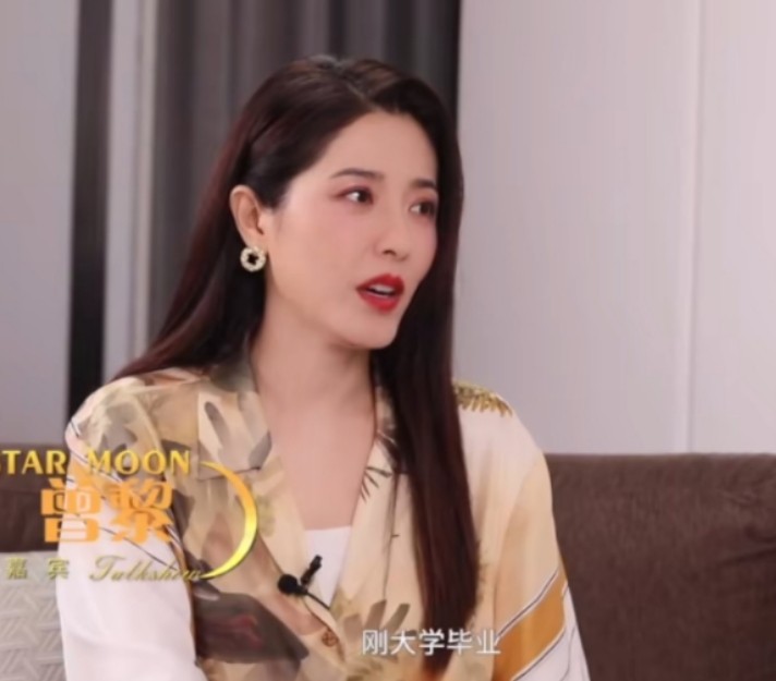 Zeng Li said that he was not bound by age, and graduated to play the ...