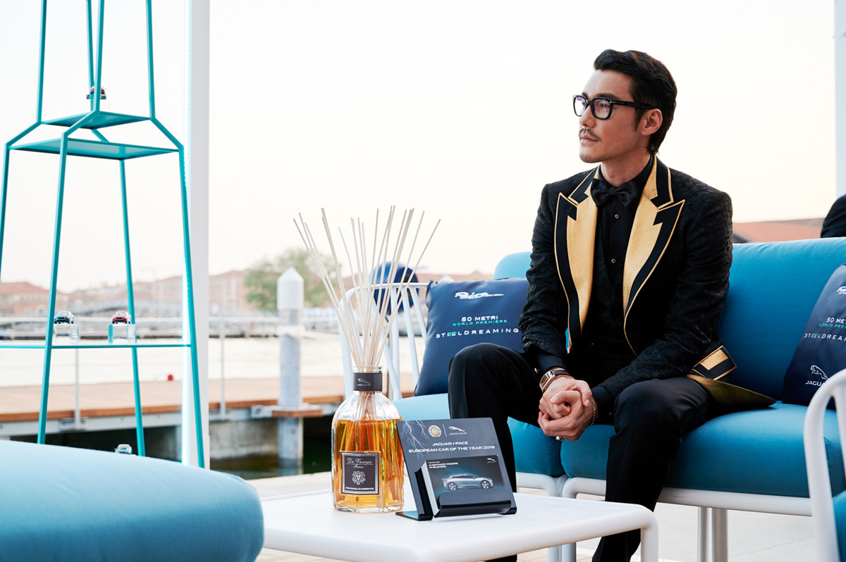 "Master of Pure Desire" Hu Bing, the group of large-scale portraits has ...