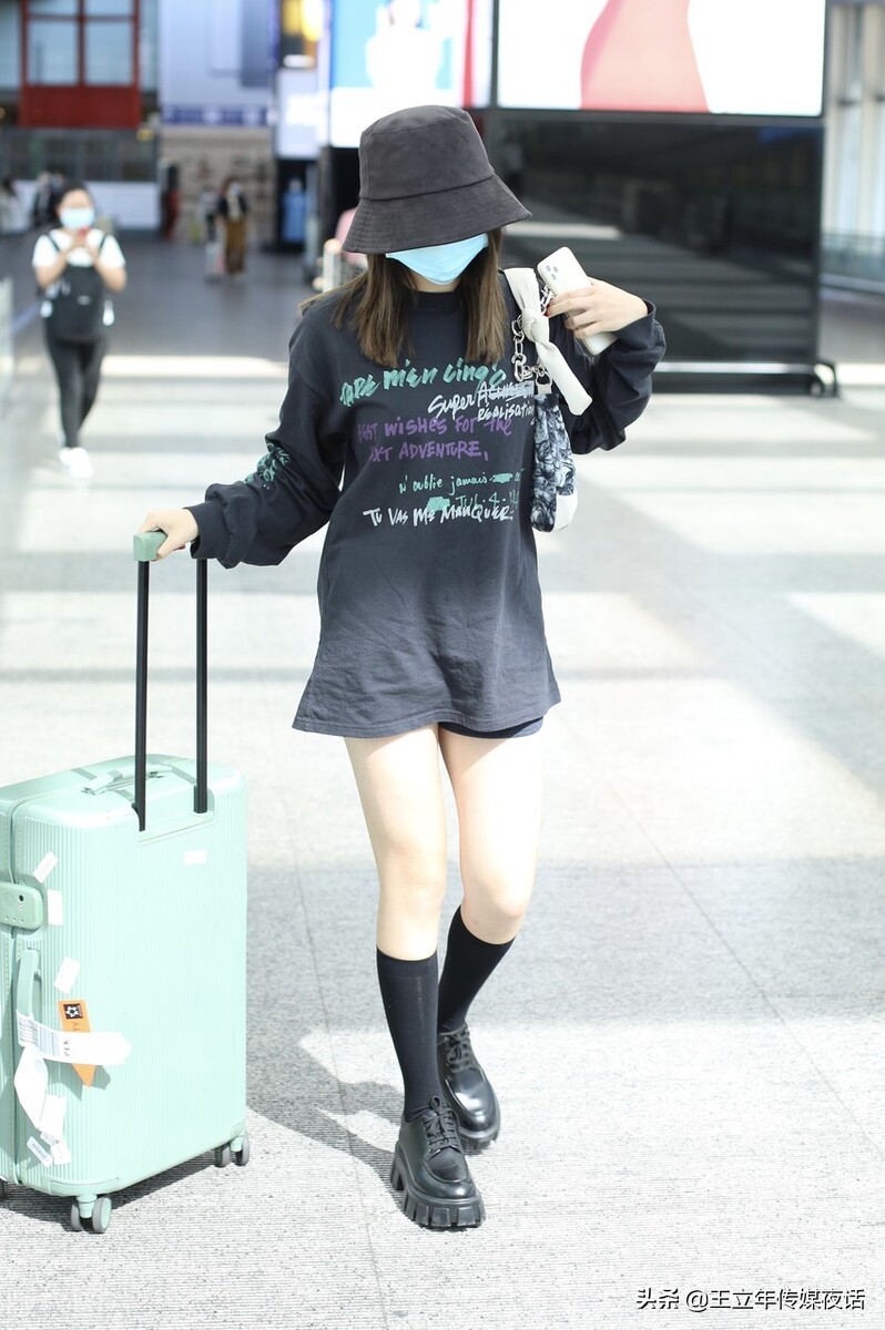 Liu Renyu "The King of New Comedy", "A Kiss", "The Wind", "The Proof of ...