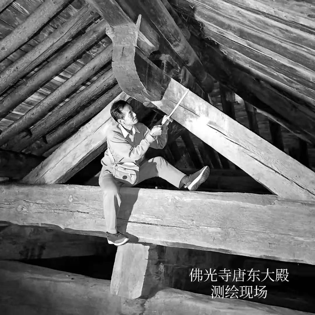 The large wooden structure of the main hall of the Foguang Temple in ...