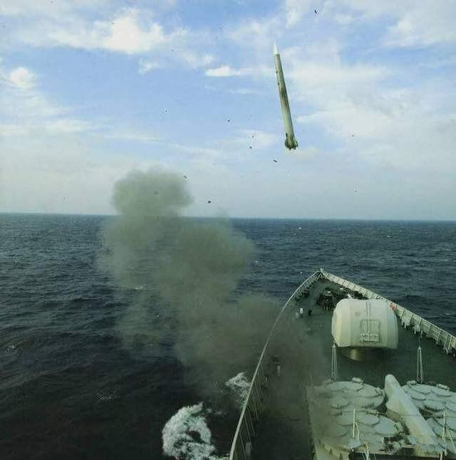 The pros and cons of the missile vertical launch system: it can be ...