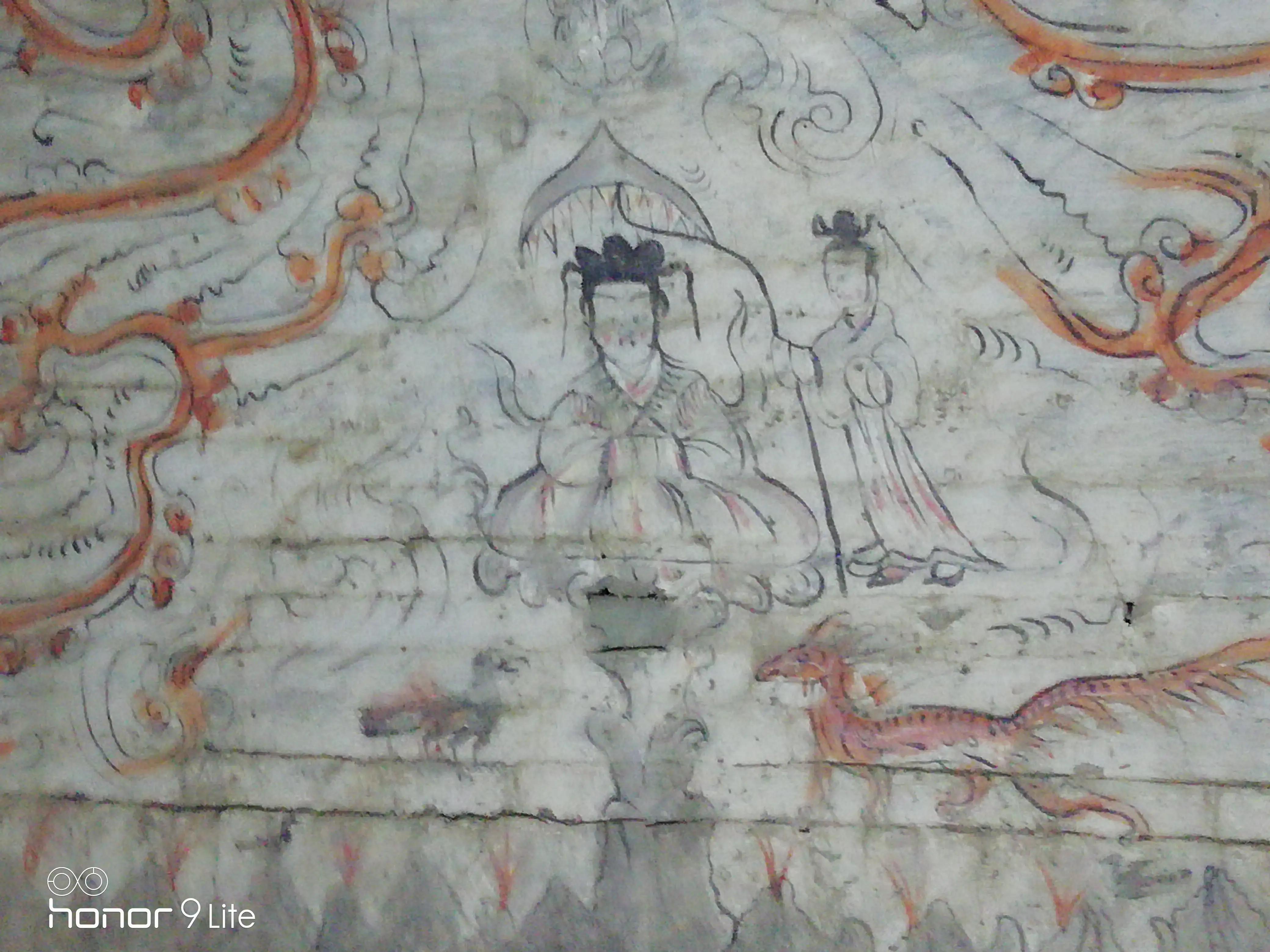 Three-legged Golden Crow in the Hexi Corridor - iNEWS