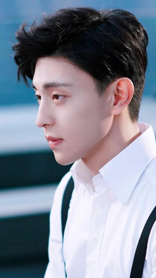 Top ten male celebrities with the best noses in the entertainment ...