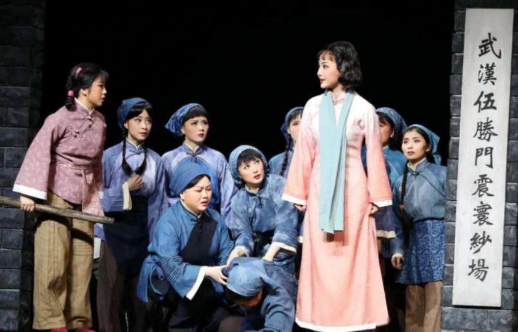 Xiang Jingyu: Pioneer of the Women's Movement, Mao Zedong's young ...