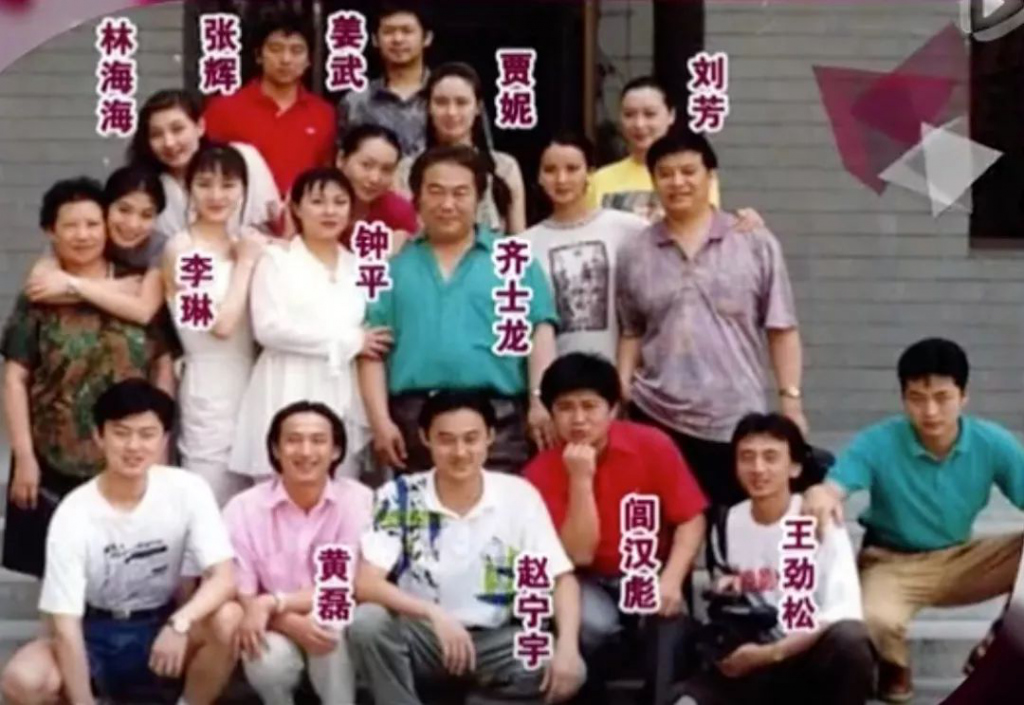 Shen Junyi: Living together for 8 years without getting married, his girlfriend married a ...