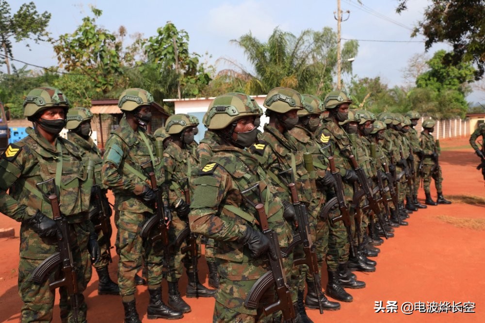 All are equipped with Type 81 rifles and Type 03 grenades!The Rwanda ...